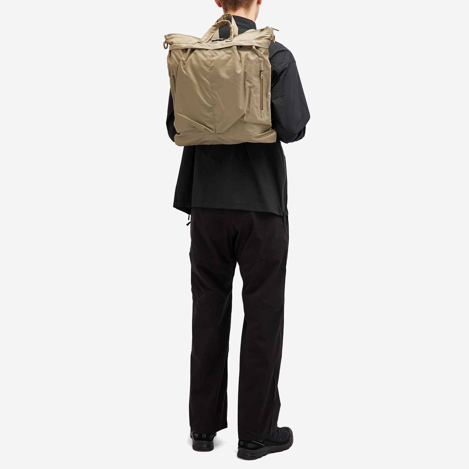 F/CE. Recycled Twill 3-Way Helmet Bag Sage Green | END. (CA)