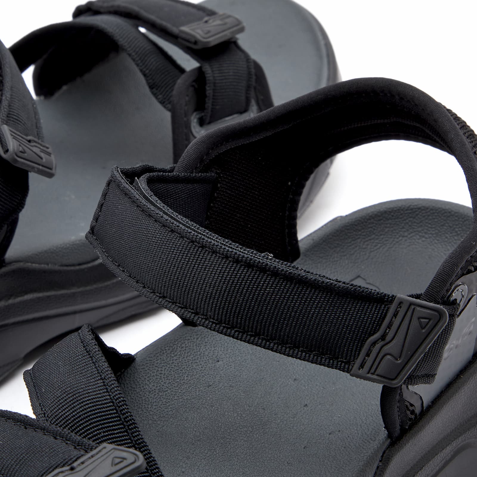 Teva Zymic Black | END. (AU)