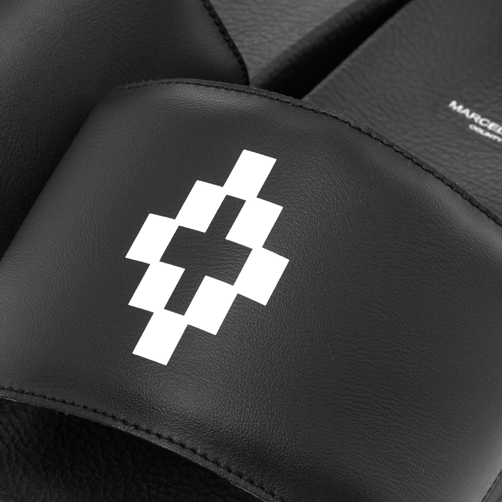 Marcelo Burlon Cross Logo Slide Black & White | END.