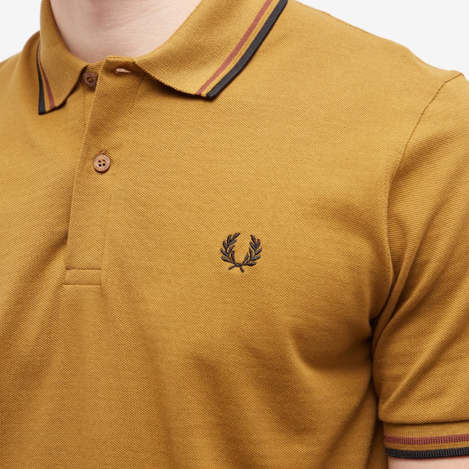 Fred Perry Twin Tipped Polo Dark Caramel, Whisky Brown & Black | END. (US)