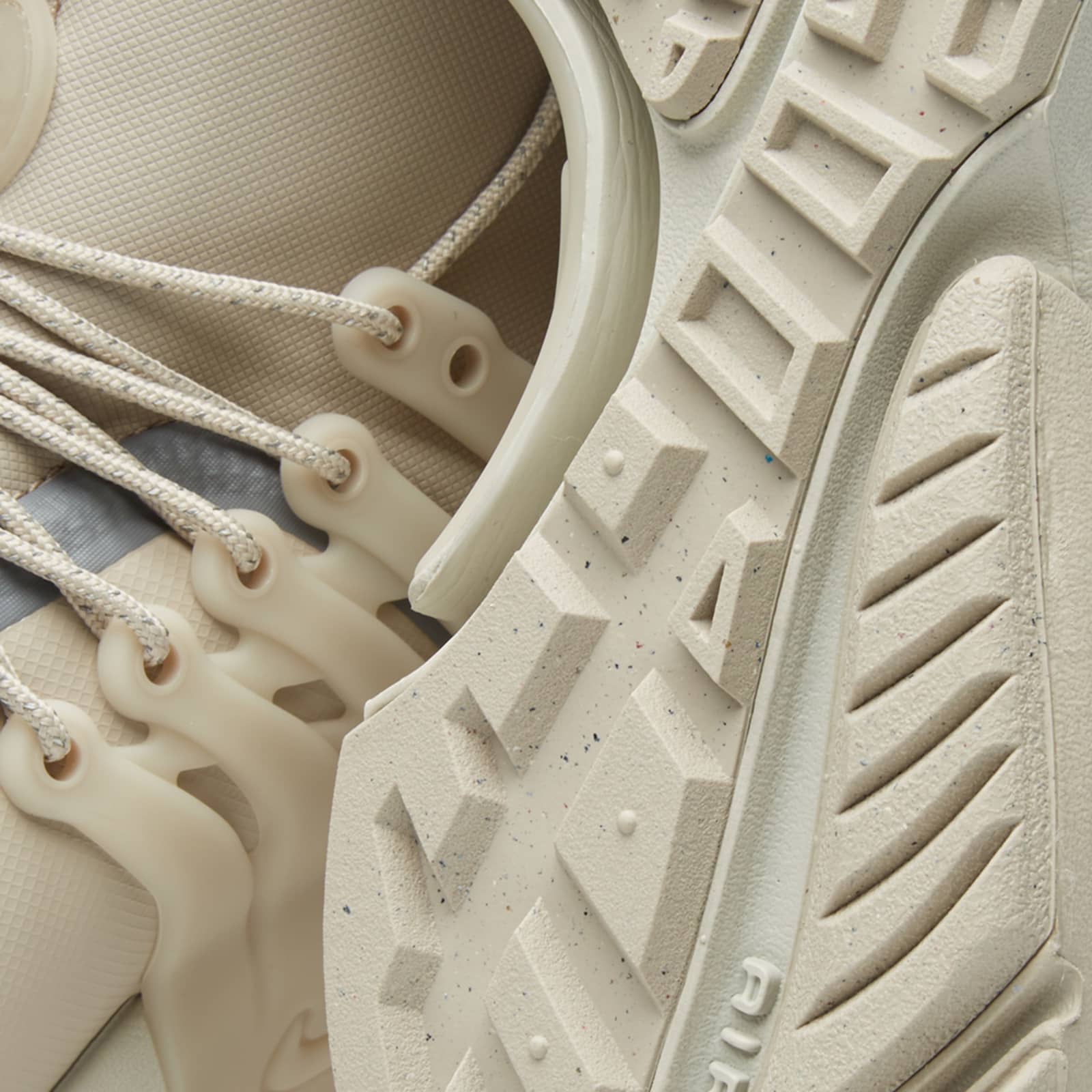 Nike W Air Presto Mid Utility String & Reflect Silver | END. (US)