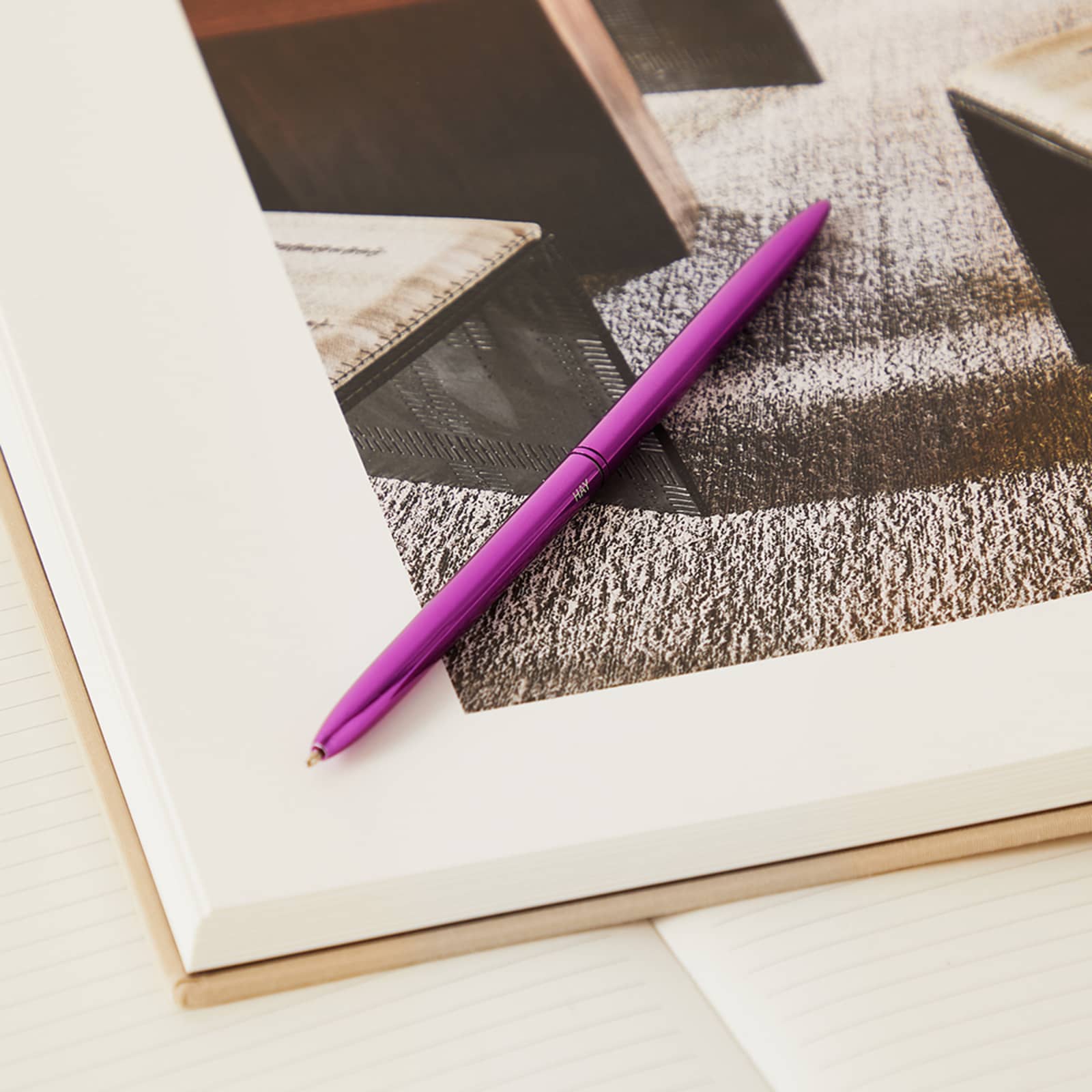HAY Bullet Ballpoint Pen Metallic Purple | END. (US)
