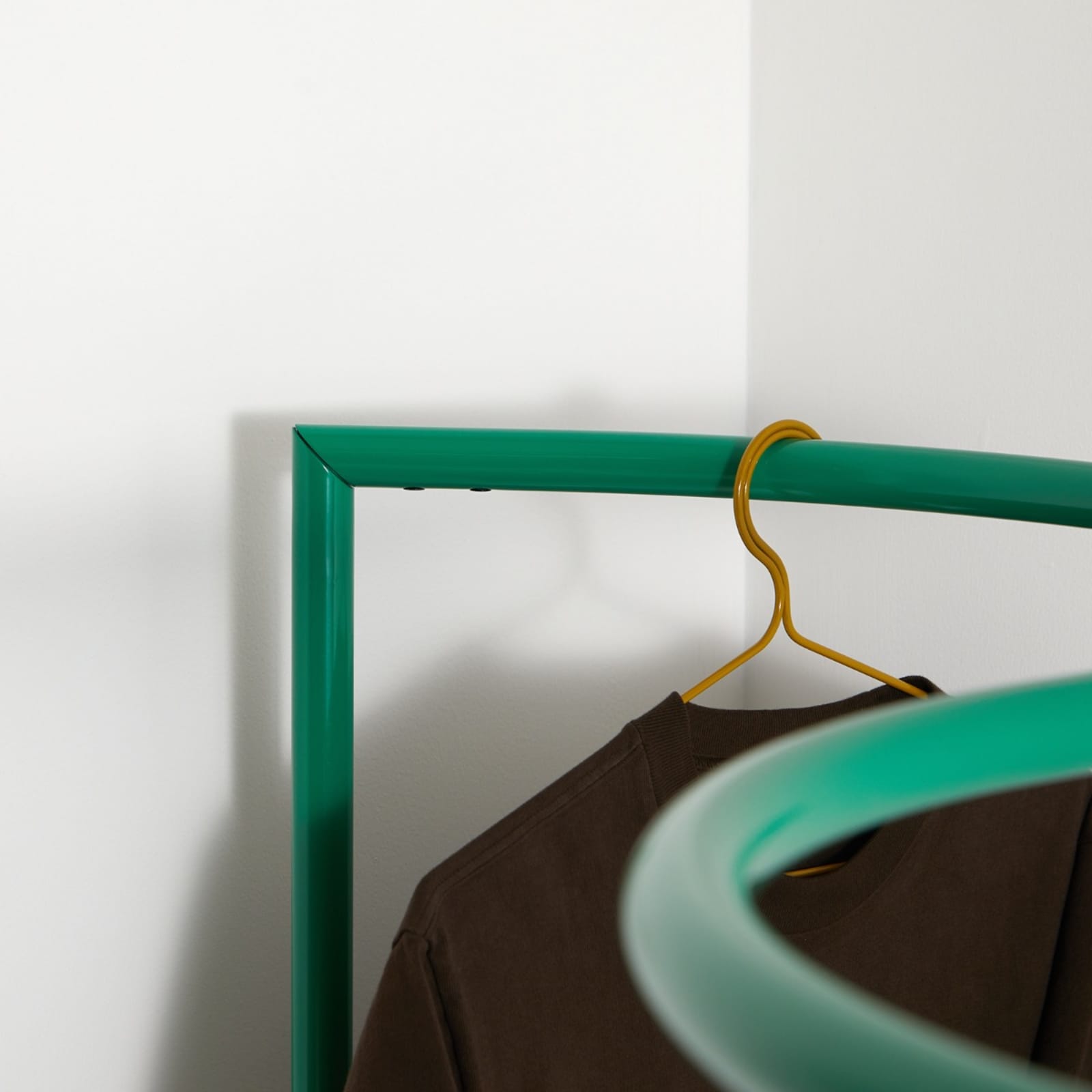 HAY Colour Clothing Rack S-Shape Jungle Green | END. (KR)
