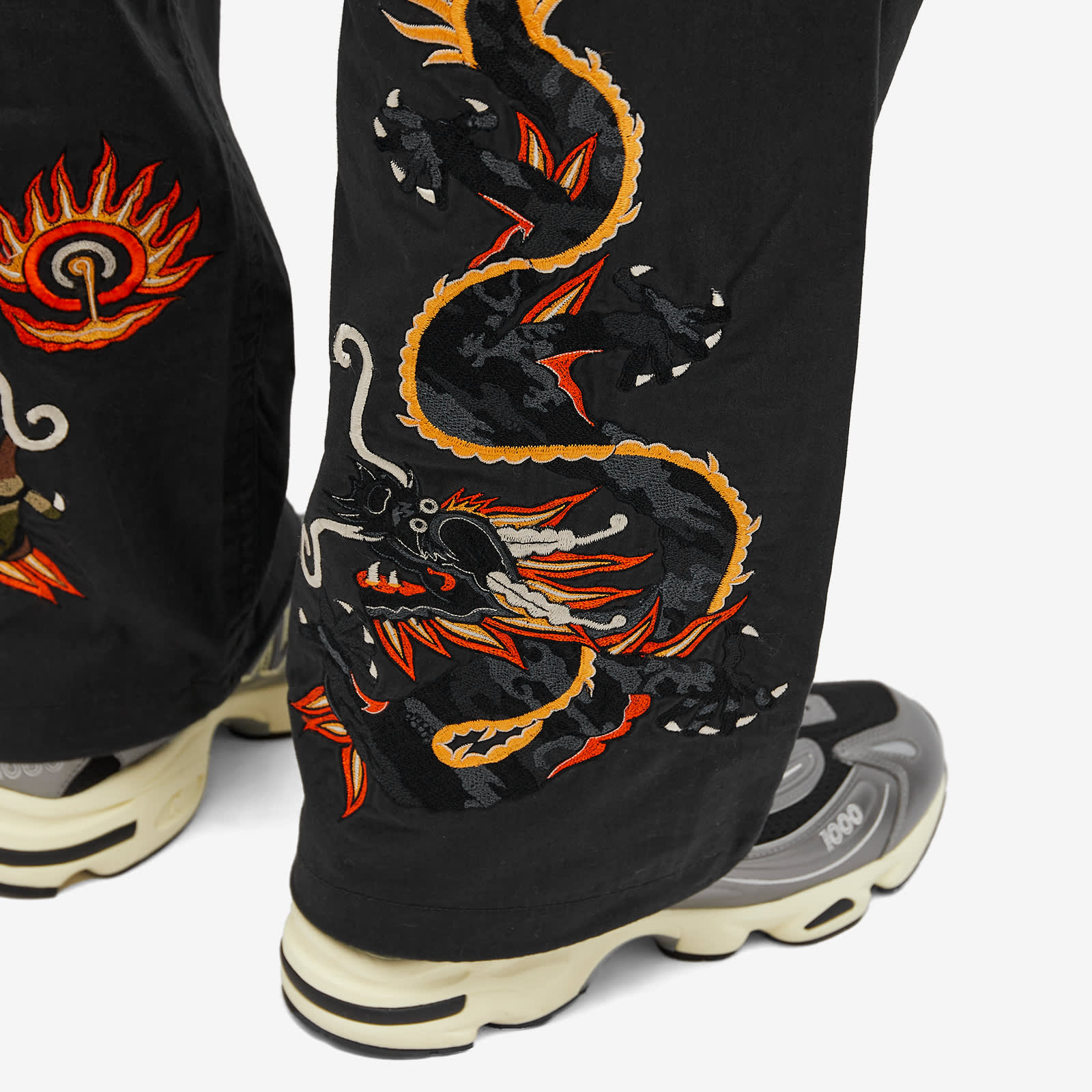 Maharishi Double Dragons Loose Snopants Black | END. (GB)
