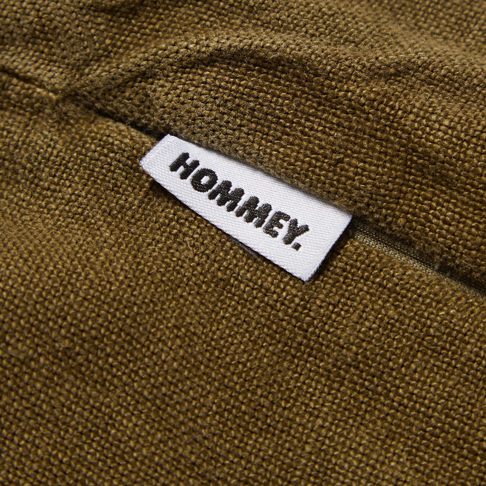 HOMMEY Essential Linen Cushion Khaki | END. (TW)