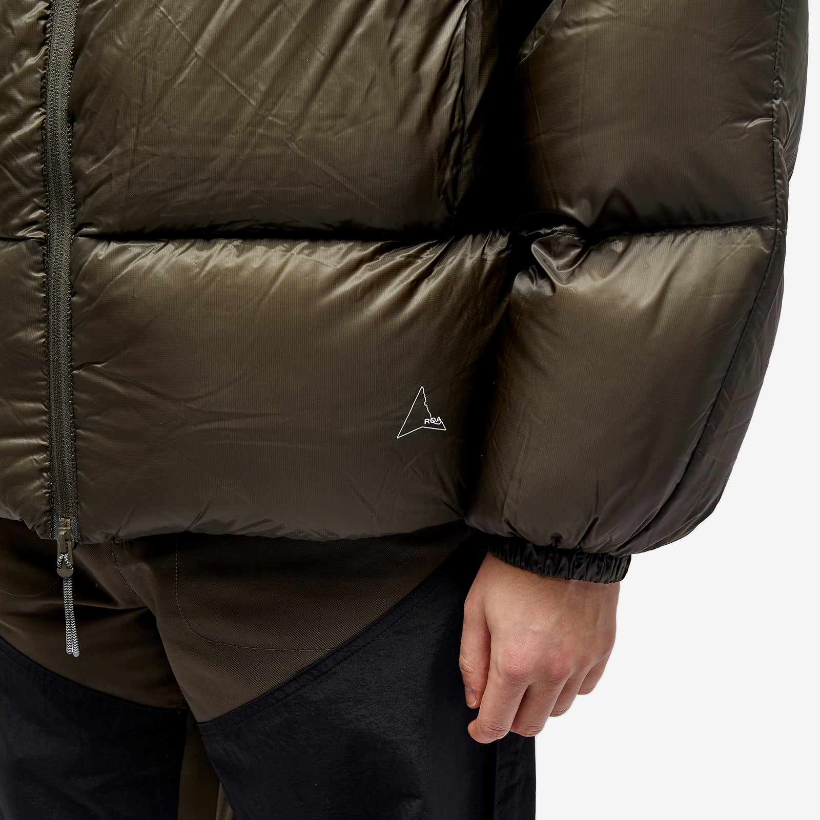 ROA Heavy Down Jacket Olive | END. (GB)