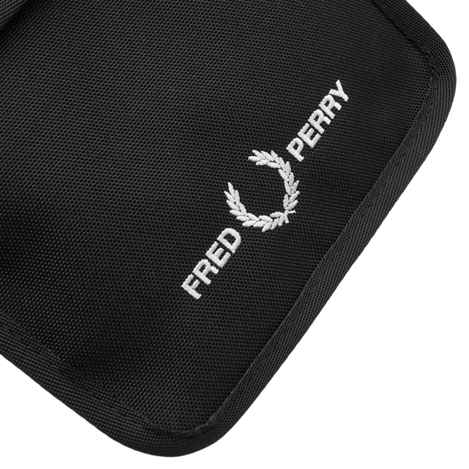 Fred Perry Logo Pouch Black | END.