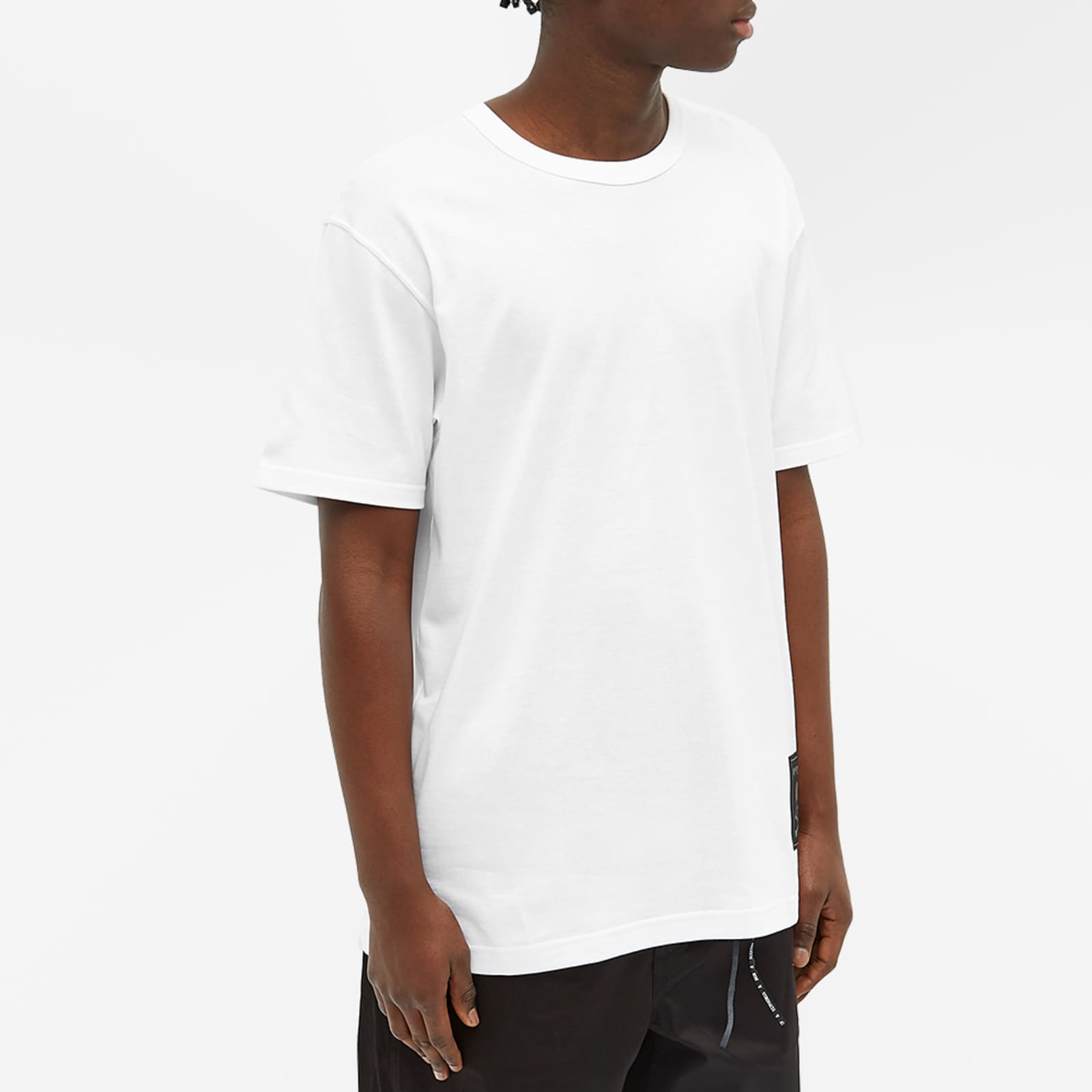 MASTERMIND WORLD Label Logo T-Shirt White | END. (UK)