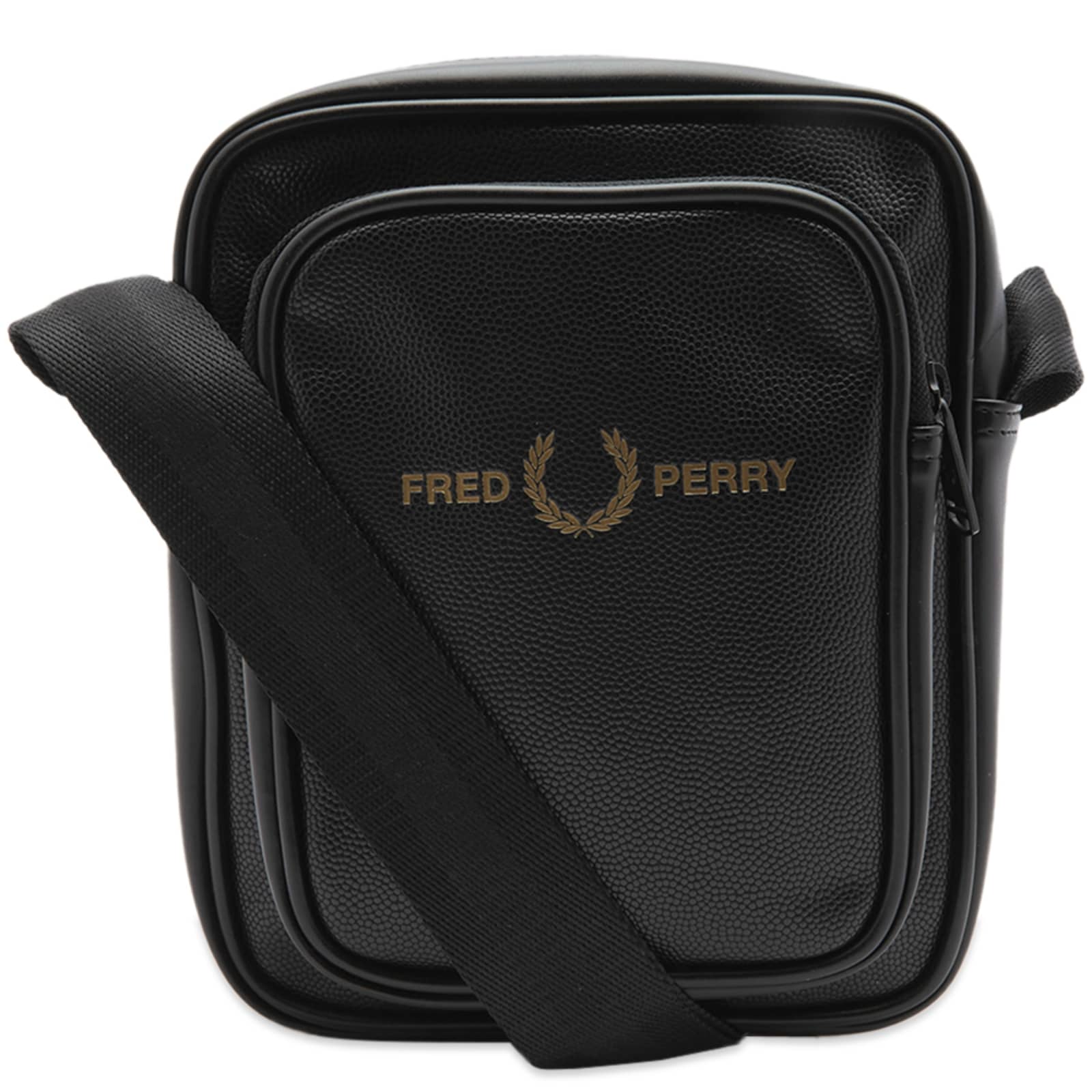 Fred Perry Scotch Grain PU Side Bag Black | END. (JP)