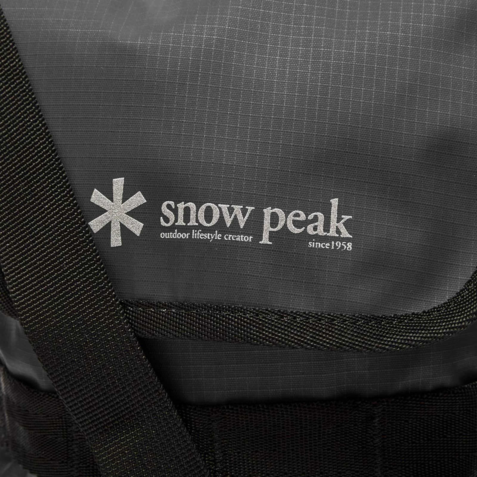 Snow Peak Mini Shoulder Bag Black | END. (HK)