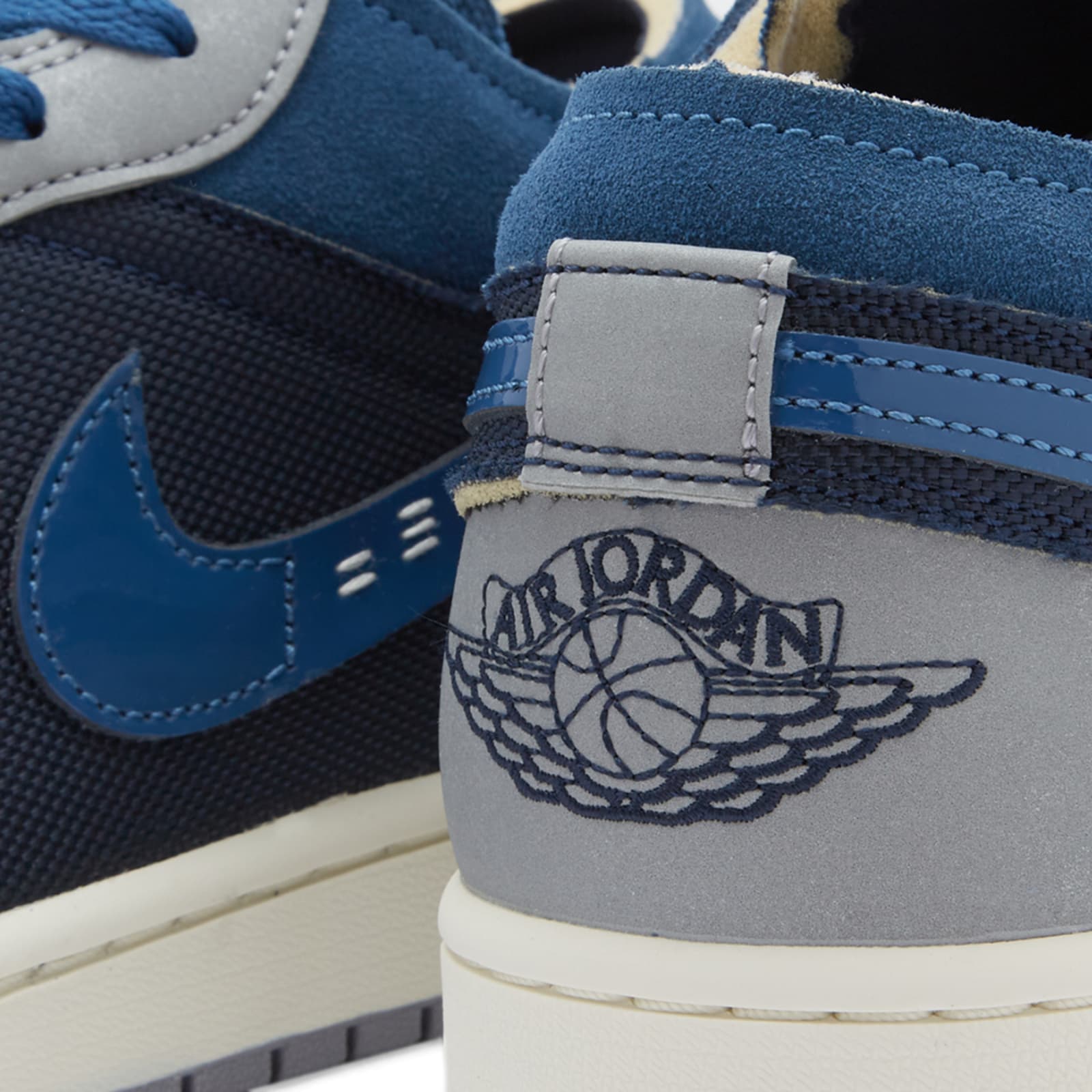 Air Jordan 1 Low Se Craft Obsidian & Ashen Slate | END. (US)