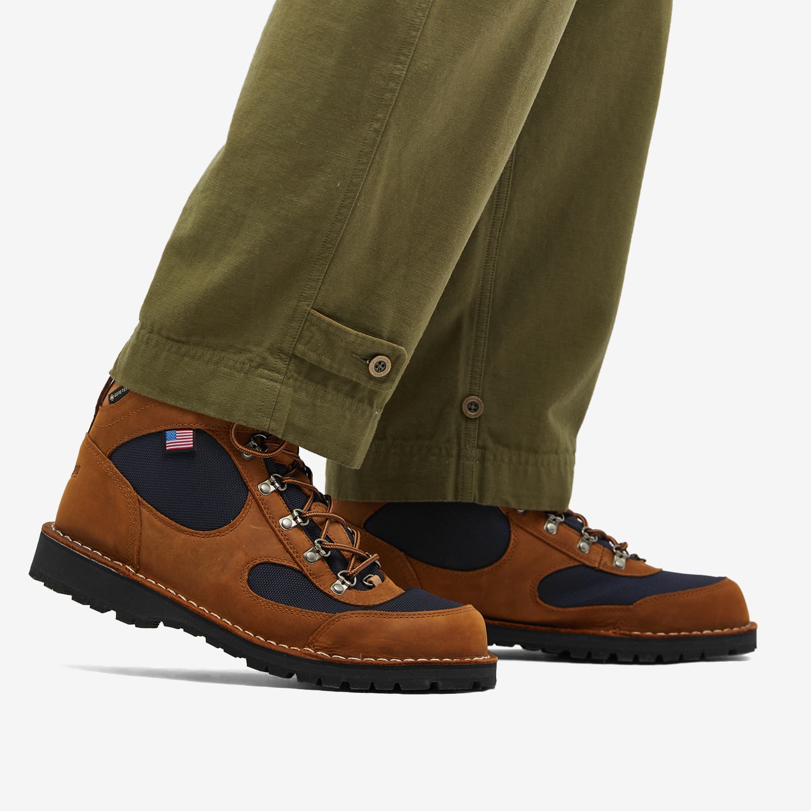 Danner Cascade Crest Hiking Boot Grizzly Brown & Ursula Blue | END. (GB)