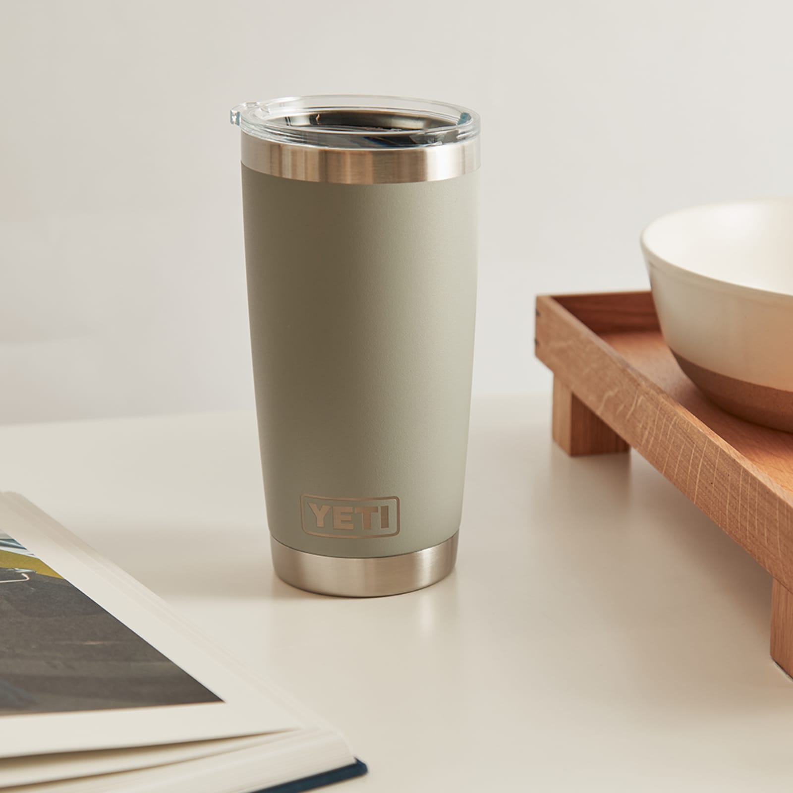 YETI Rambler 20oz Tumbler Granite Grey | END. (GB)