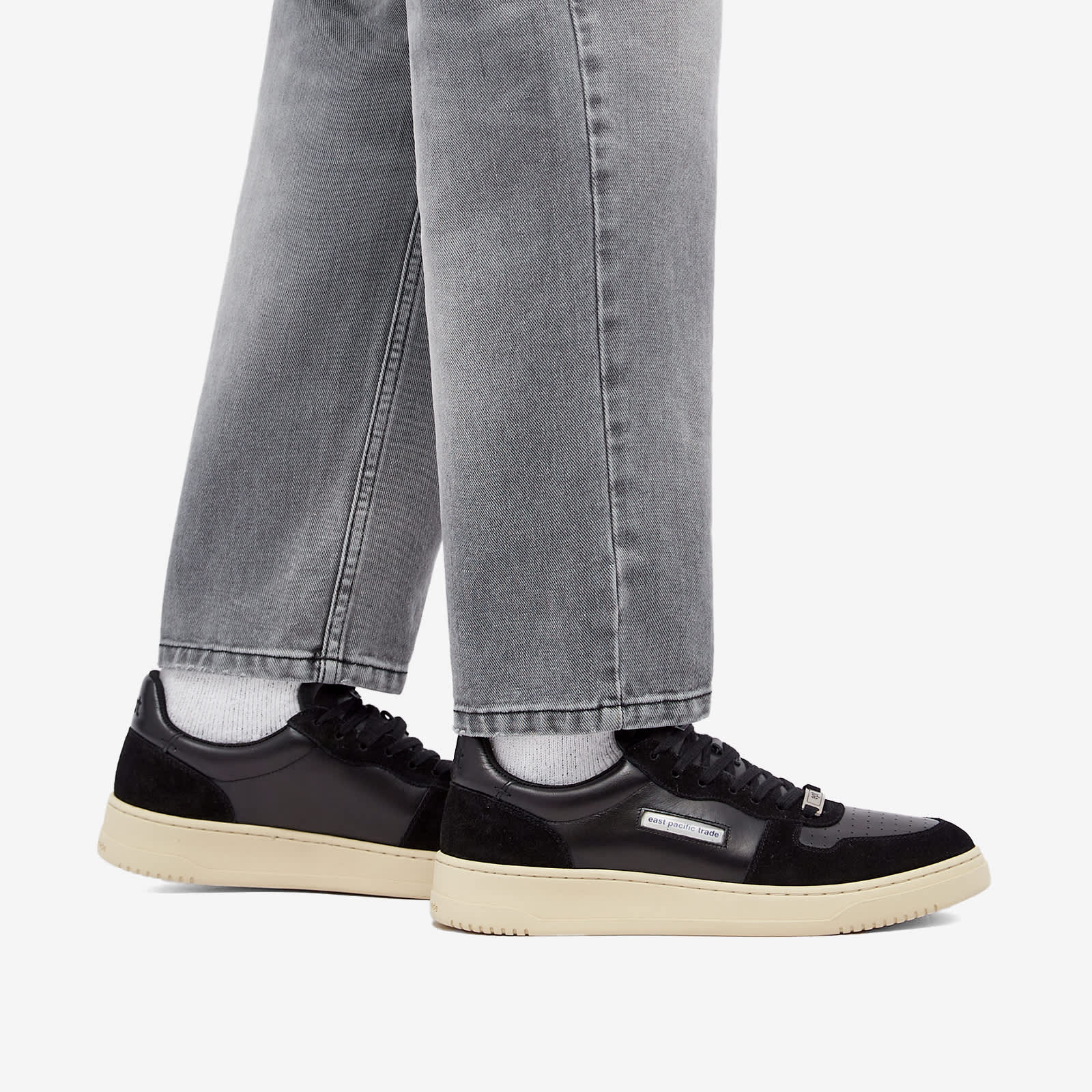 East Pacific Trade Dive Court Black | END. (DE)