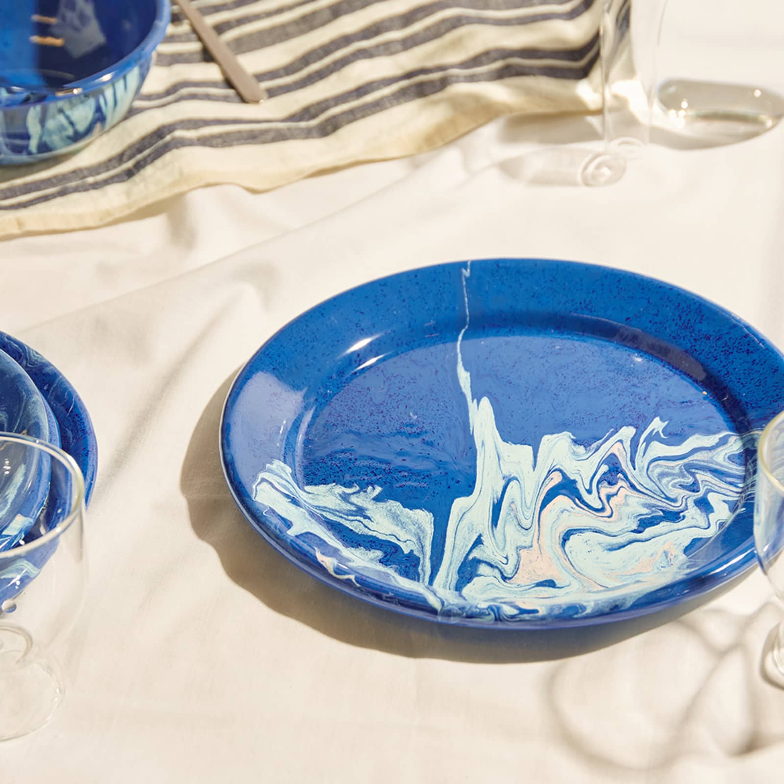 BORNN Enamelware New Marble Large Plate Cobalt | END.