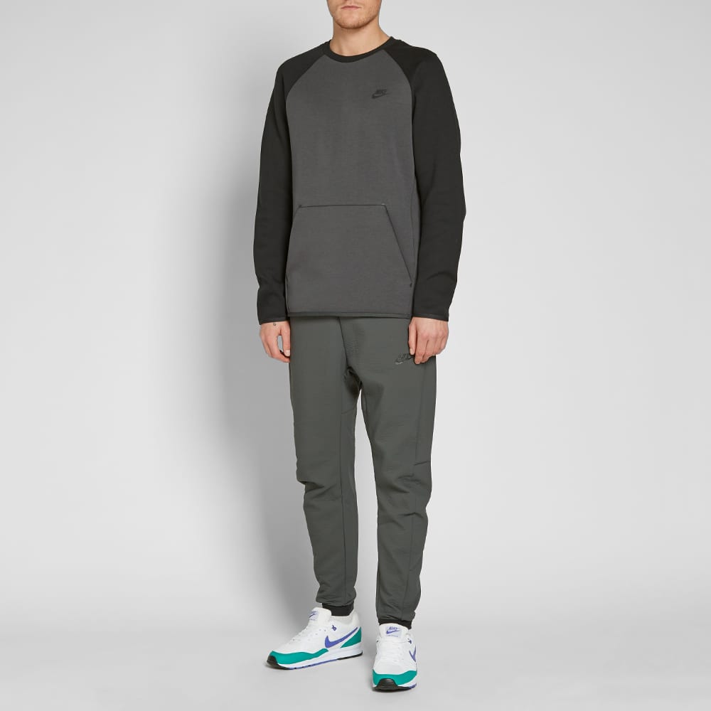 Nike Tech Fleece Crew Sweat Anthracite And Black End Nz