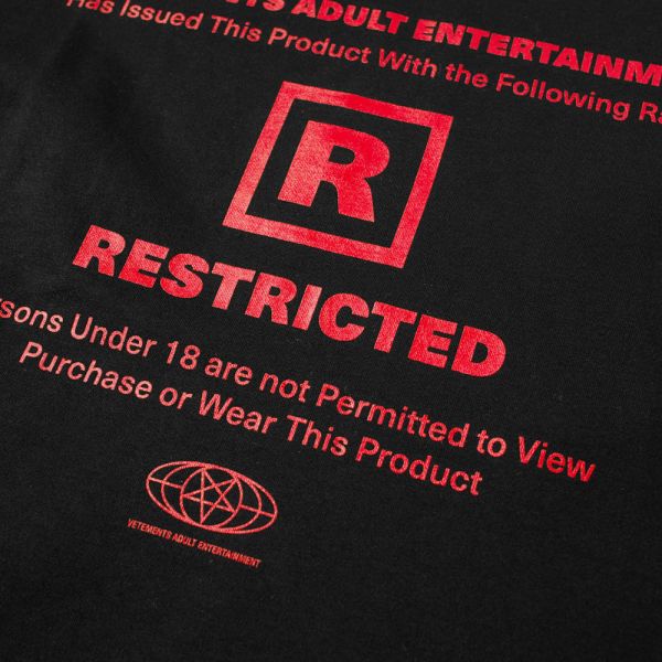 VETEMENTS Oversized 18+ Restricted Tee Black | END. (KR)