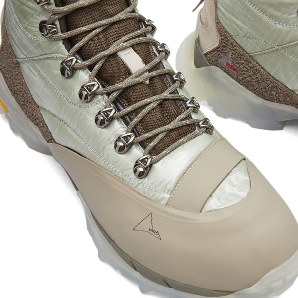 ROA Andreas Strap Hiking Boot Silver Taupe | END. (CN) ROA Andreas Strap Hiking Boot Silver Taupe | END. (CN)